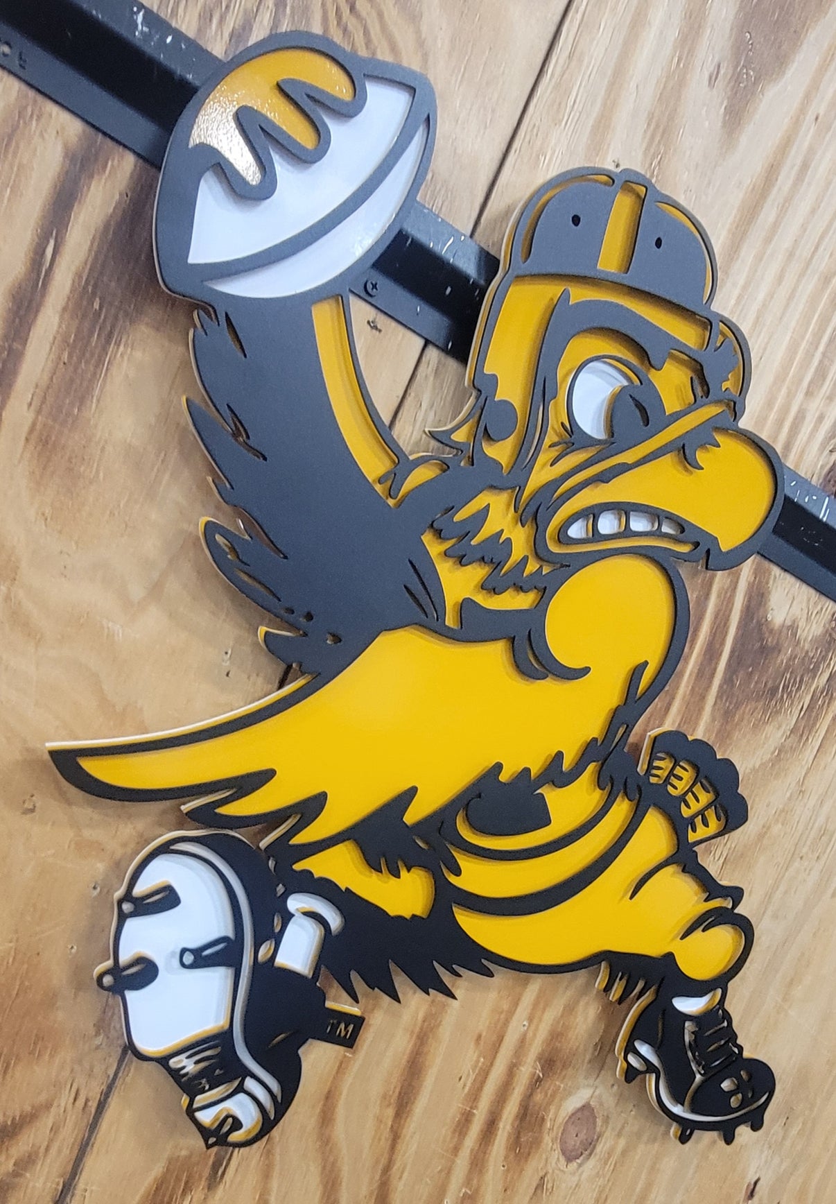 Iowa Hawkeyes Vintage Football Herky – Premier Metal Art